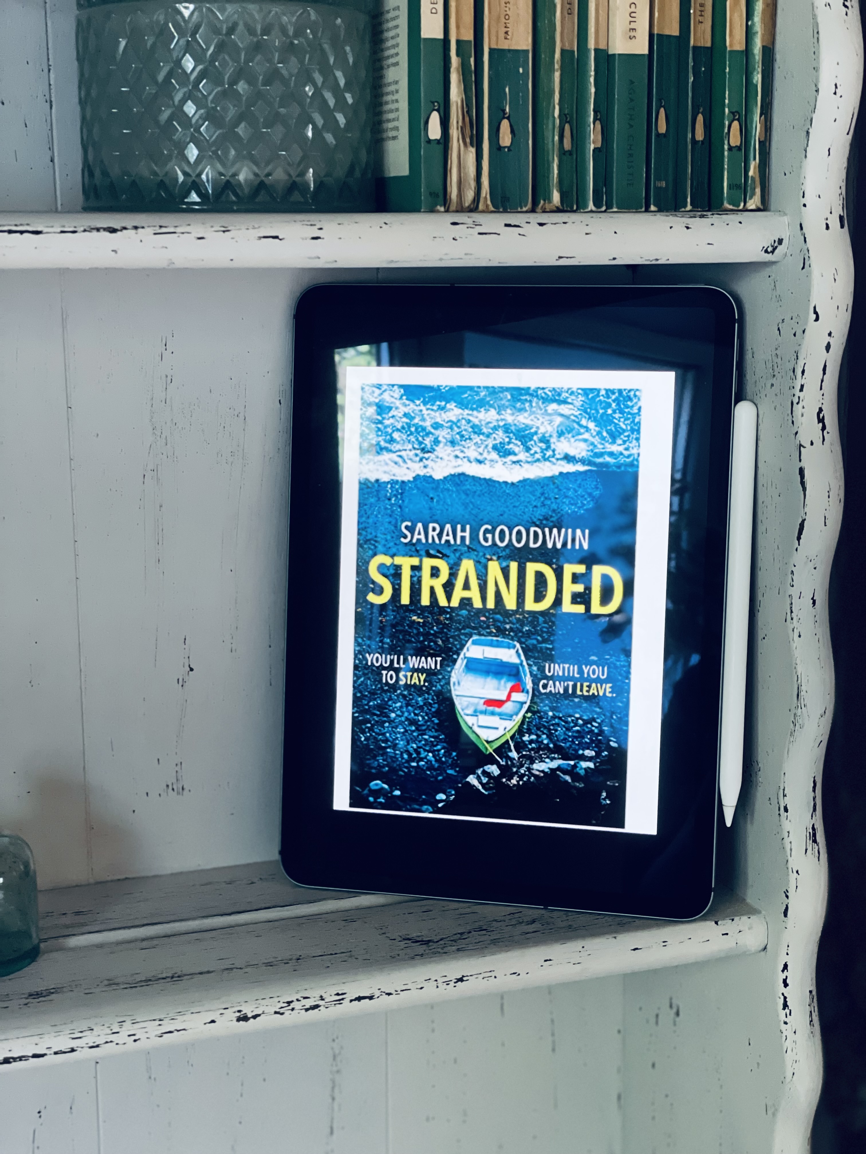 ARC Review: Stranded by Sarah Goodwin – Sarah in Readerland